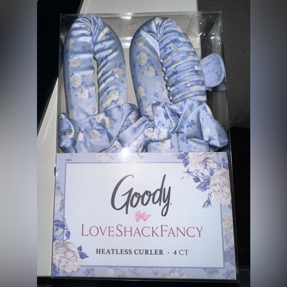 LoveShackFancy | Accessories | Love Shack Fancy X Goody Heatless Curler ...